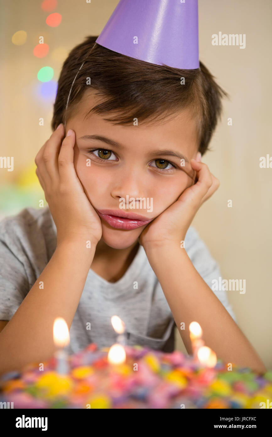Sad birthday cake hi-res stock photography and images - Alamy