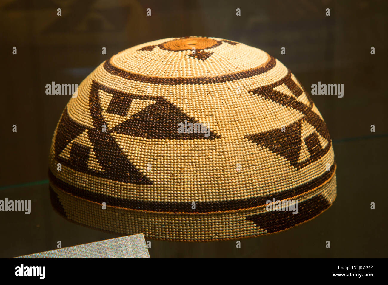 Coos and native american hi-res stock photography and images - Alamy