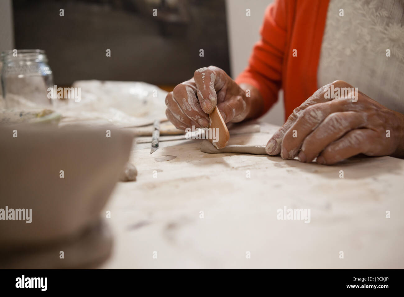 Woman shaping hi-res stock photography and images - Alamy