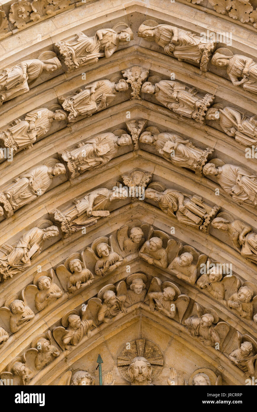 Detail arch entrance door Notre Dame de Paris - Our Lady of Paris Stock ...