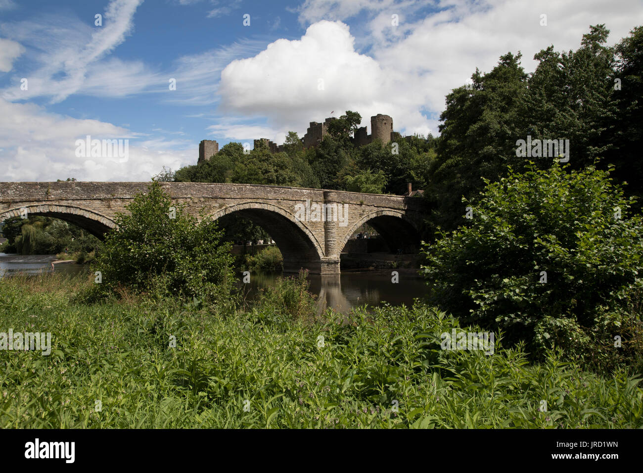 Bridge over the River Teme towards Ludlow Castle in Ludlow, United ...