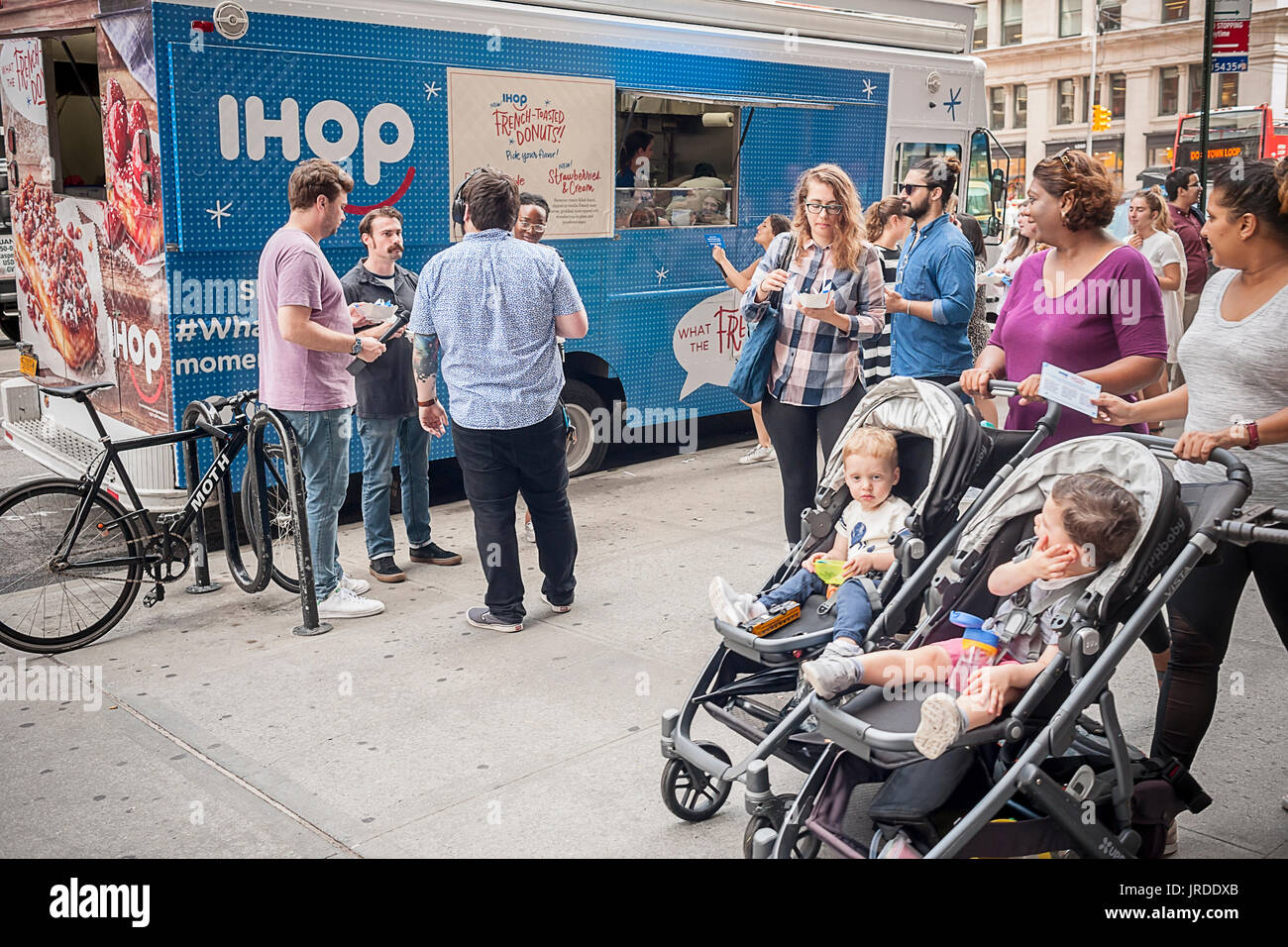 Ihop hi-res stock photography and images - Alamy