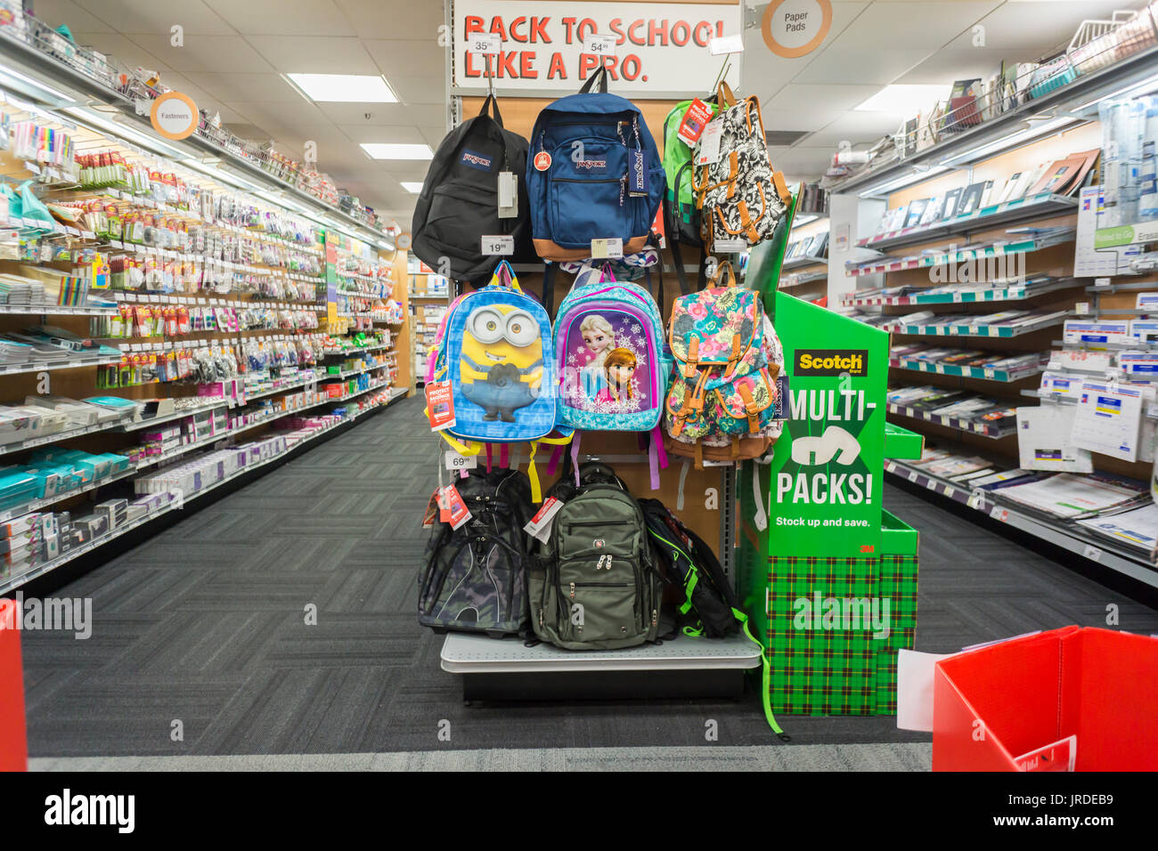 School supplies shopping hi-res stock photography and images - Alamy