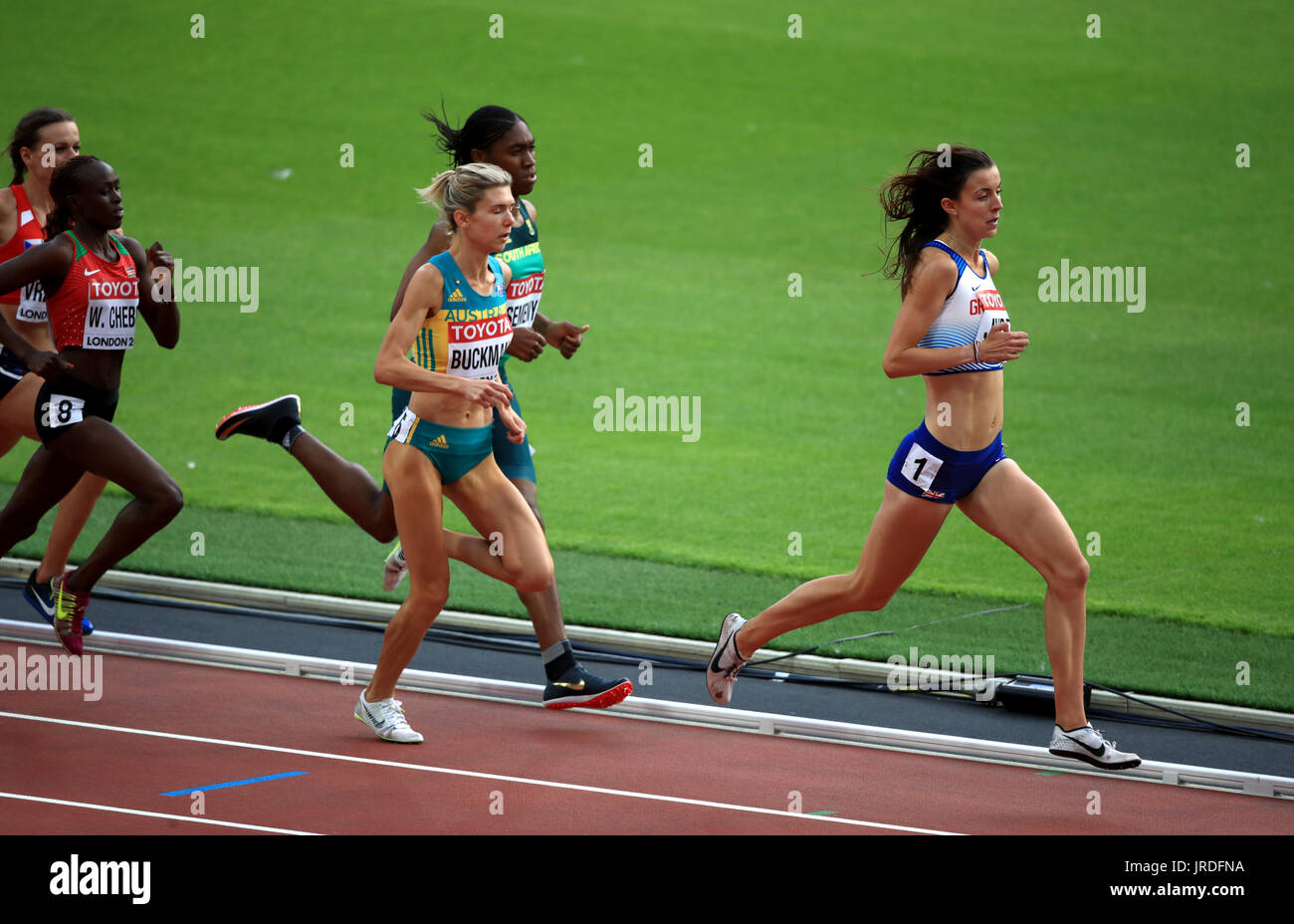 Great Britain's Jessica Judd (right) competes in the women's 1500m ...
