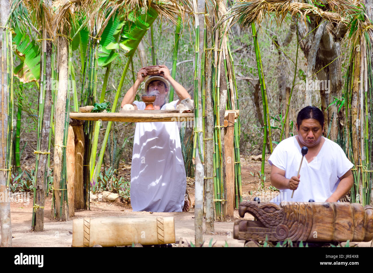 Mayan ritual ceremony yucatan mexico hi-res stock photography and ...