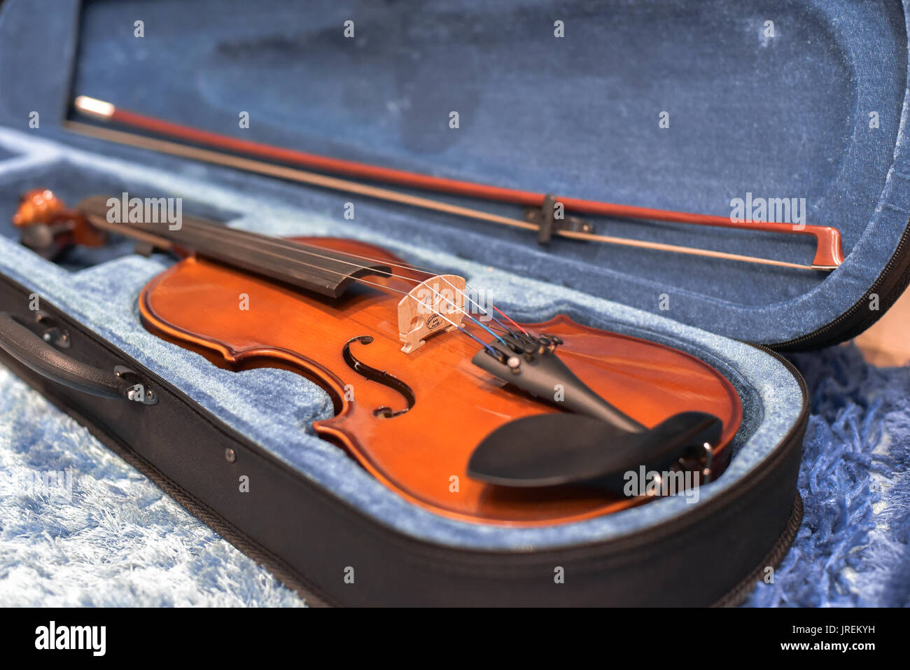 violin in a case Stock Photo - Alamy