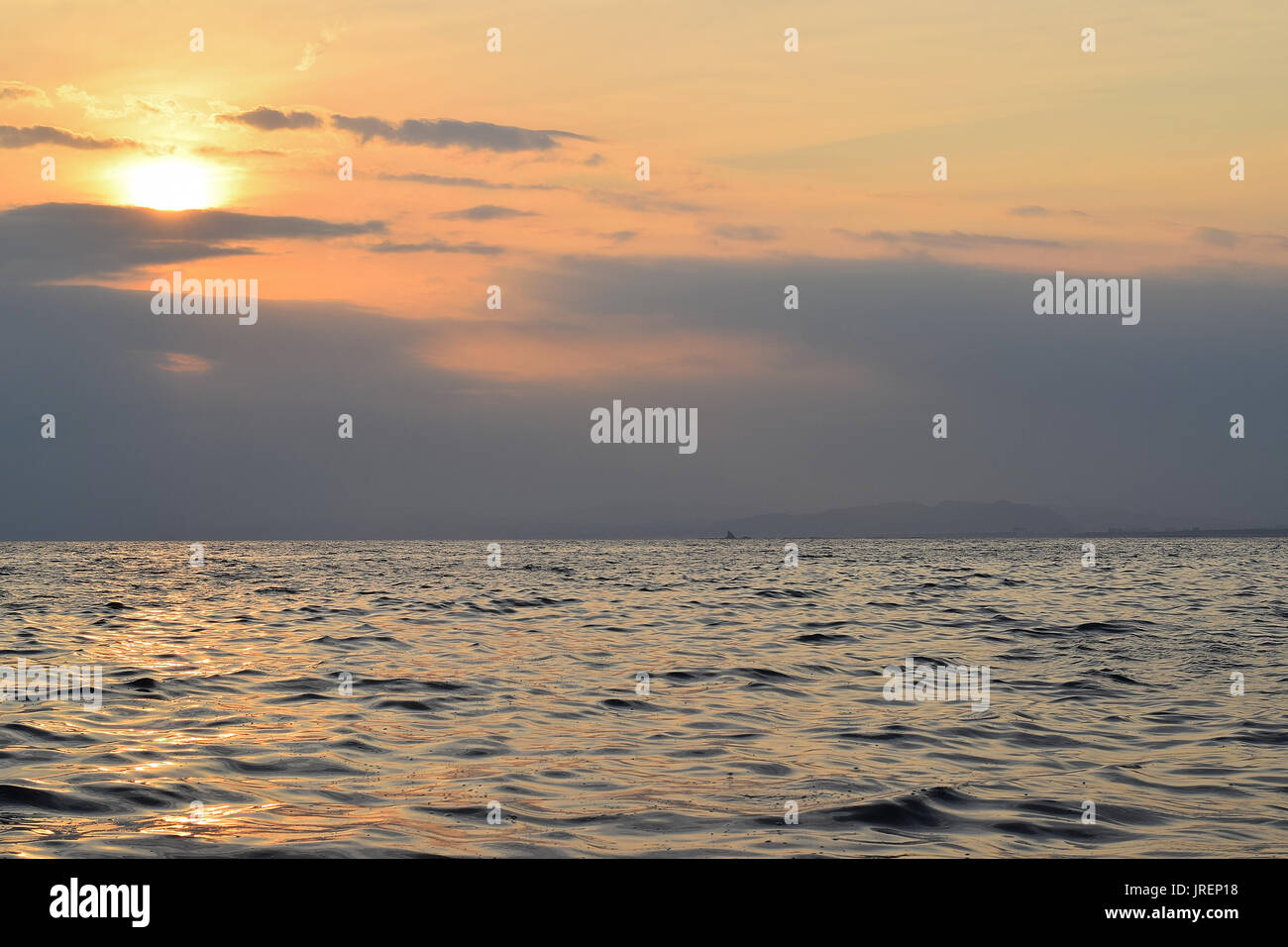 Nature background shining early morning Sun Stock Photo - Alamy