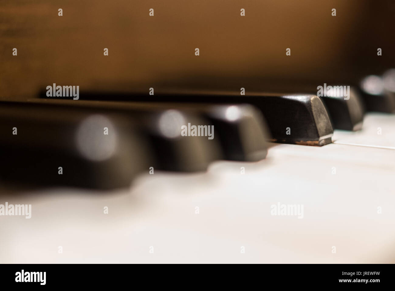 Antique ivory piano keys hi-res stock photography and images - Alamy