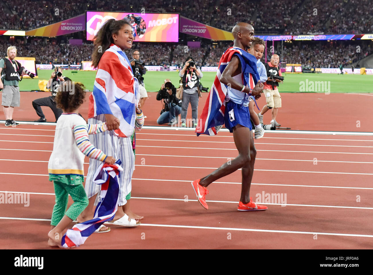Mo farah family hi-res stock photography and images - Alamy