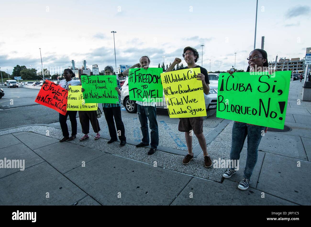 New York City, New York, USA. 4th Aug, 2017. A pro-Cuba group called ...