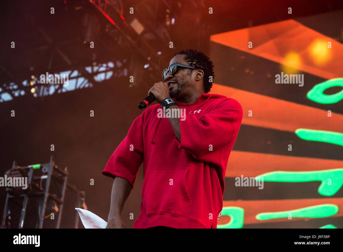 A Tribe Called Quest performing their final New York City show at ...