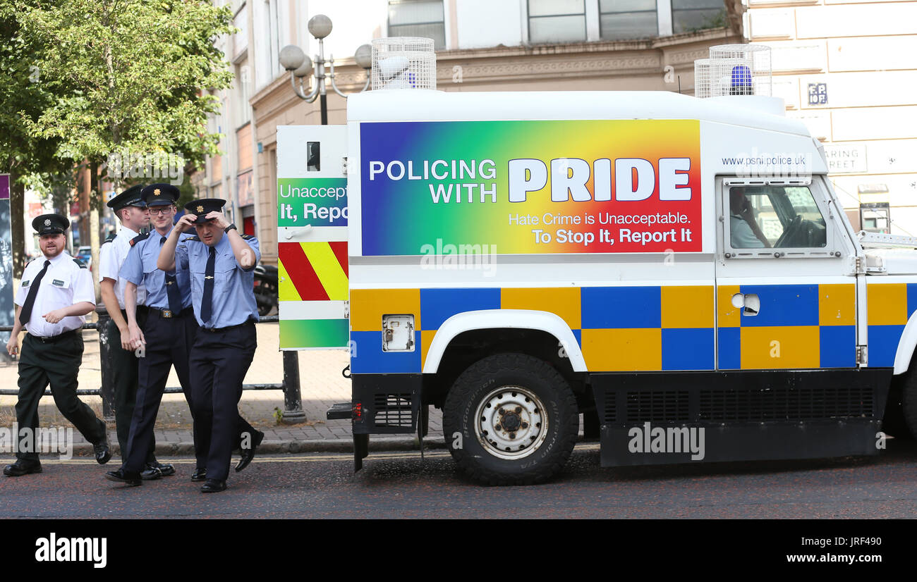 Garda ireland police uniform High Resolution Stock Photography and ...