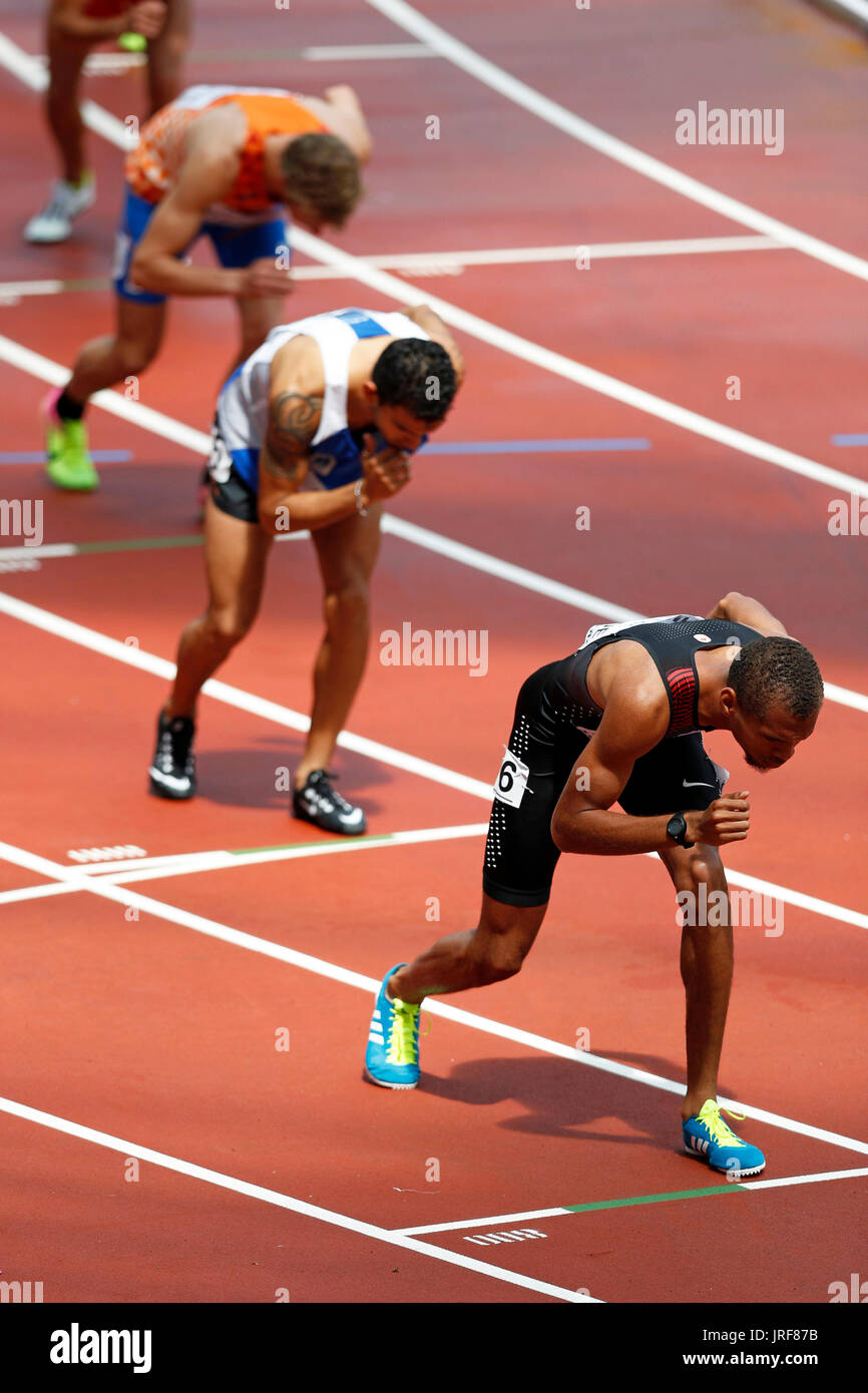 London, UK. 05-Aug-17. Start of the 800m Men's Heat 2 at the 2017, IAAF ...