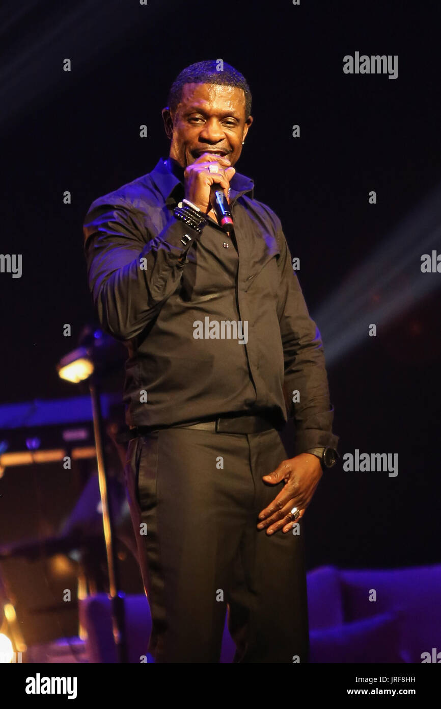 Keith sweat hi-res stock photography and images - Alamy