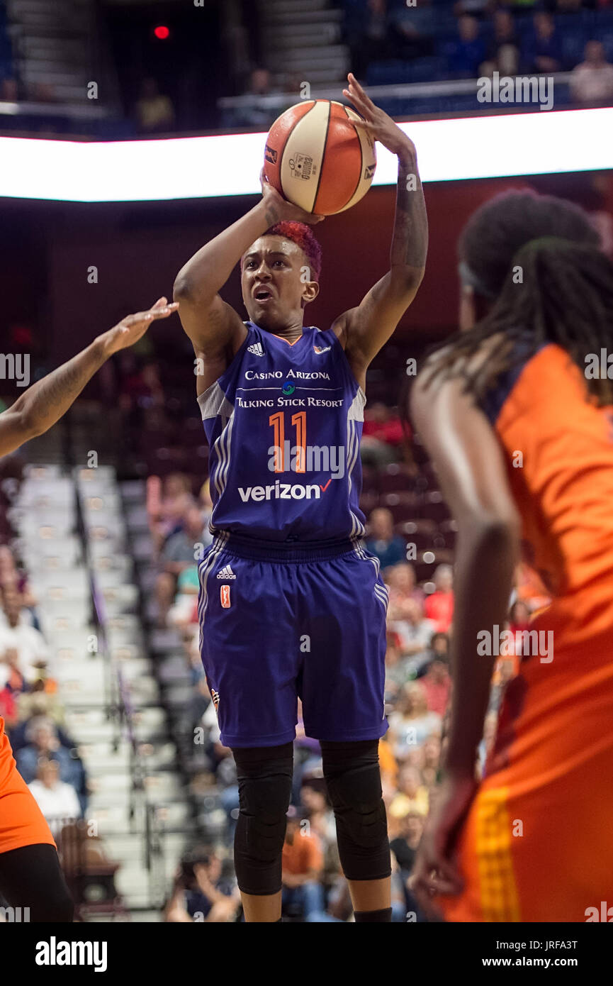 Danielle robinson hi-res stock photography and images - Alamy