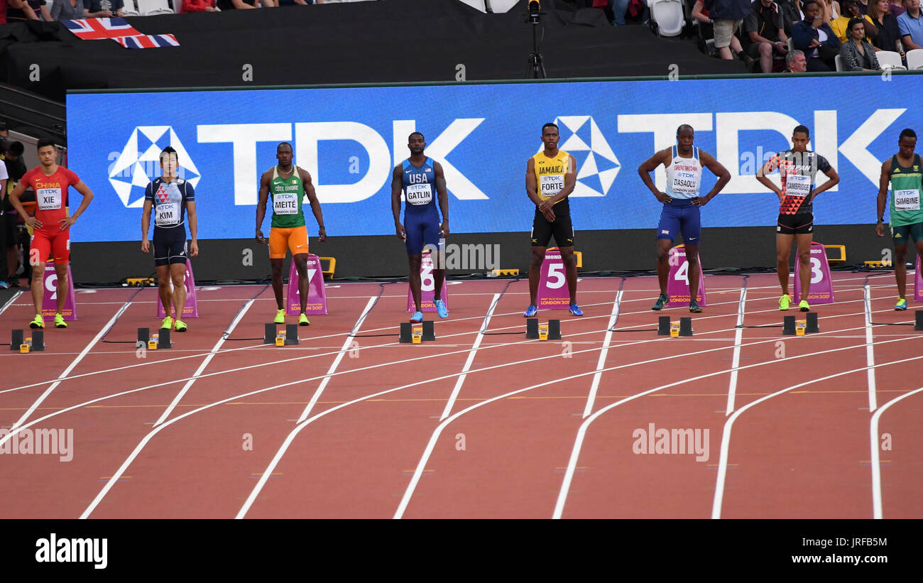 London, UK. 5 August 2017. Justin Gatlin (USA) prepares to take part in ...