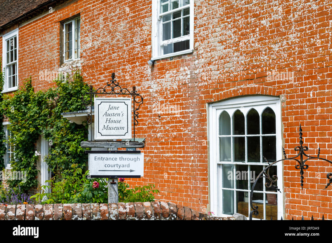 Jane austen museum hi-res stock photography and images - Alamy