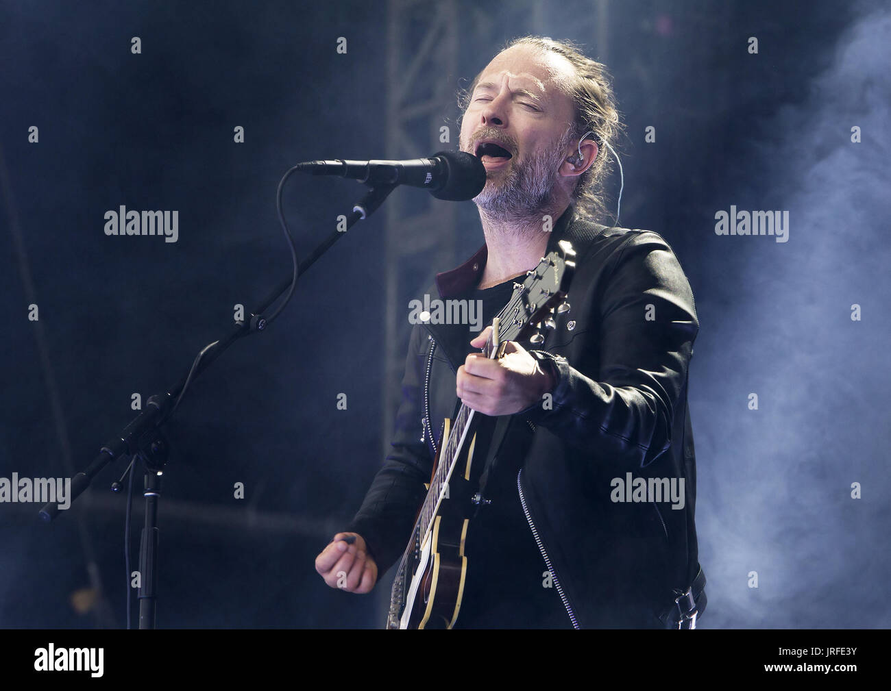 Radiohead perform at Manchester Emirates Stadium Featuring: Radiohead ...