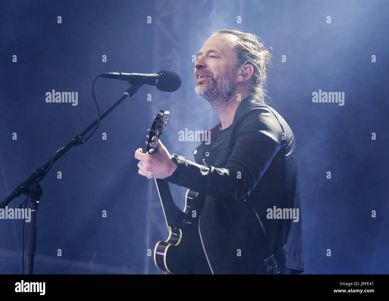 Radiohead perform at Manchester Emirates Stadium Featuring: Radiohead ...