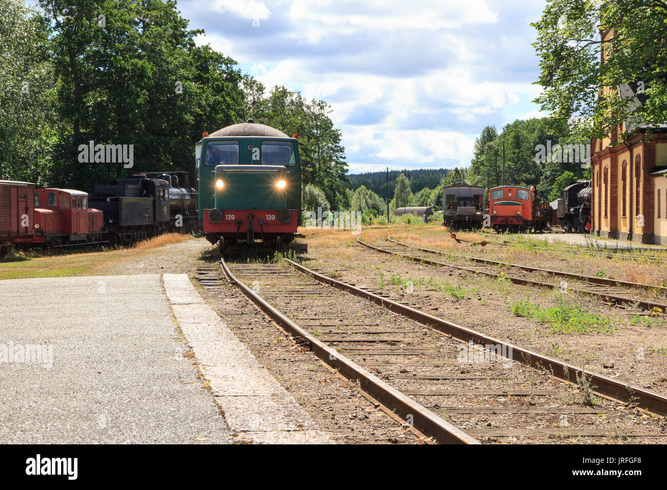Pulling into station hi-res stock photography and images - Alamy