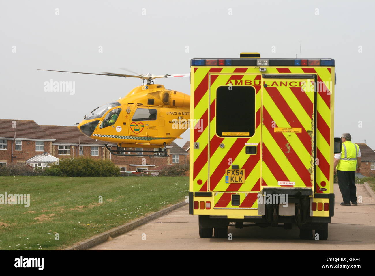 Life ambulance services hi-res stock photography and images - Alamy