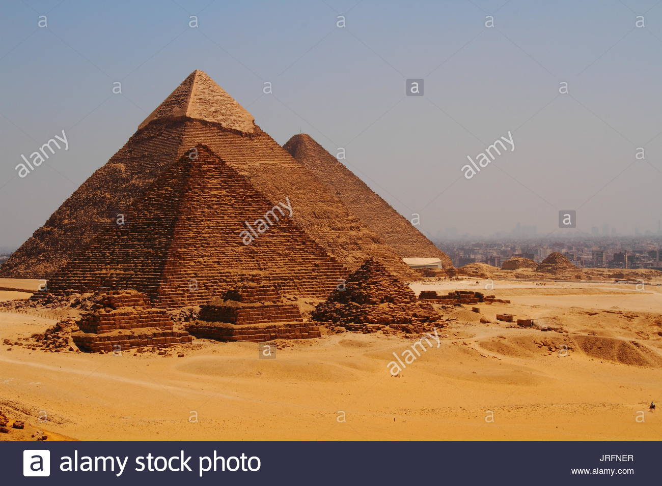 The Pyramids Of Giza Stock Photos & The Pyramids Of Giza Stock Images ...