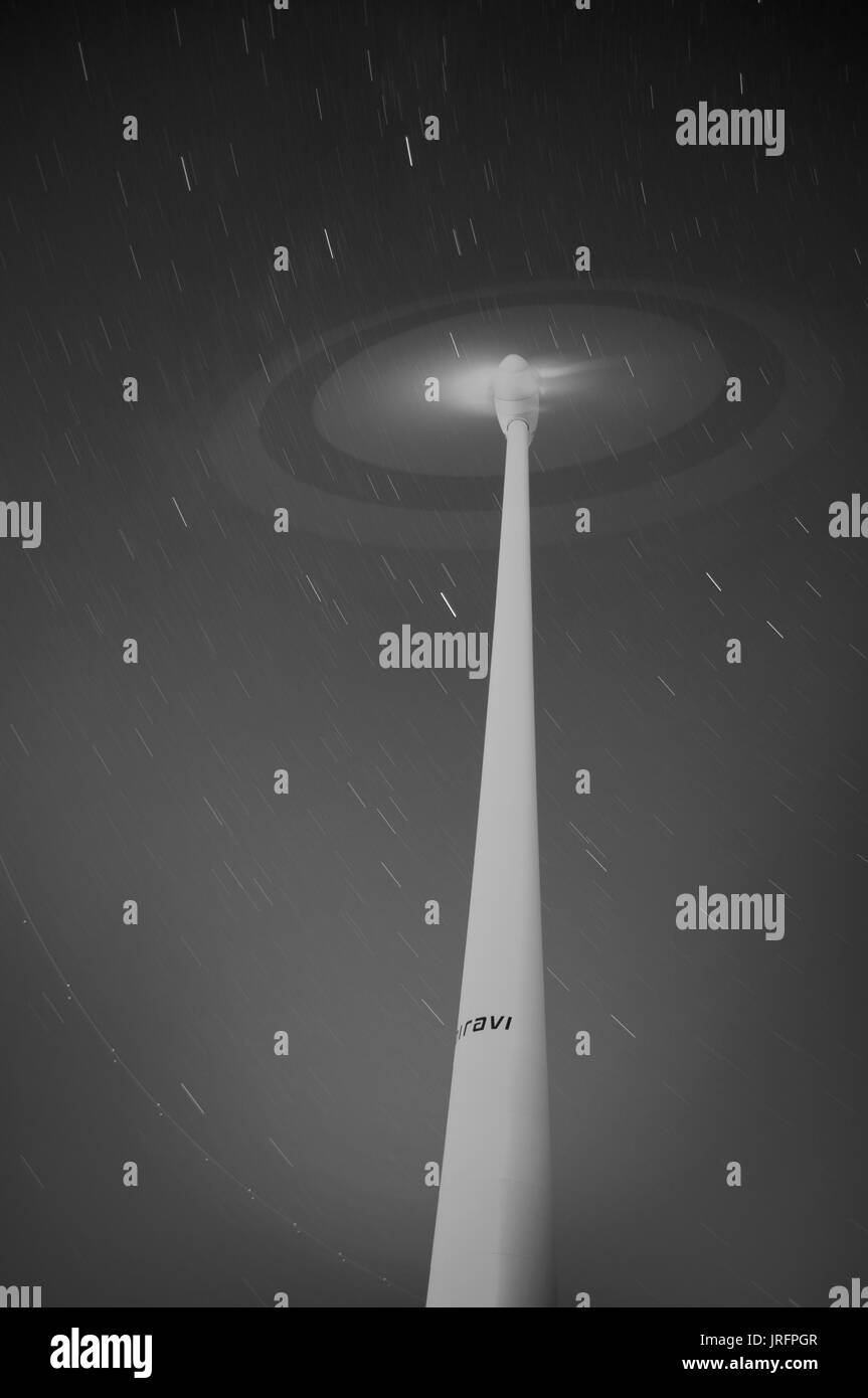 High wind speed Black and White Stock Photos & Images - Alamy