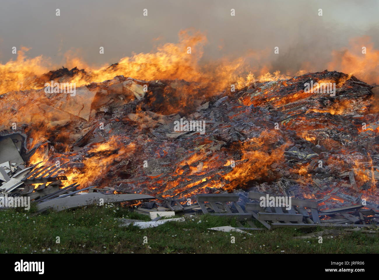 Cabin fire extinguisher hi-res stock photography and images - Alamy