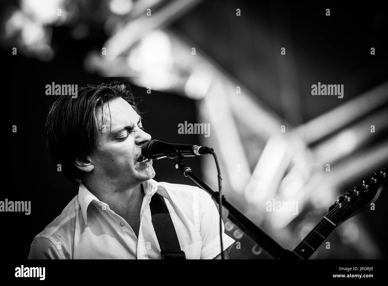 July talk hi-res stock photography and images - Alamy