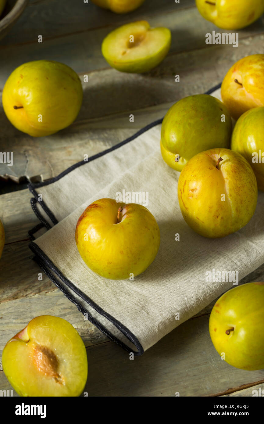 Raw Green Organic Pluots Ready to EAt Stock Photo - Alamy