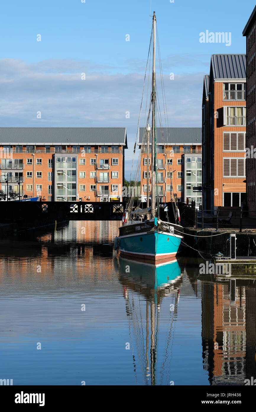 Lugger boat hi-res stock photography and images - Alamy