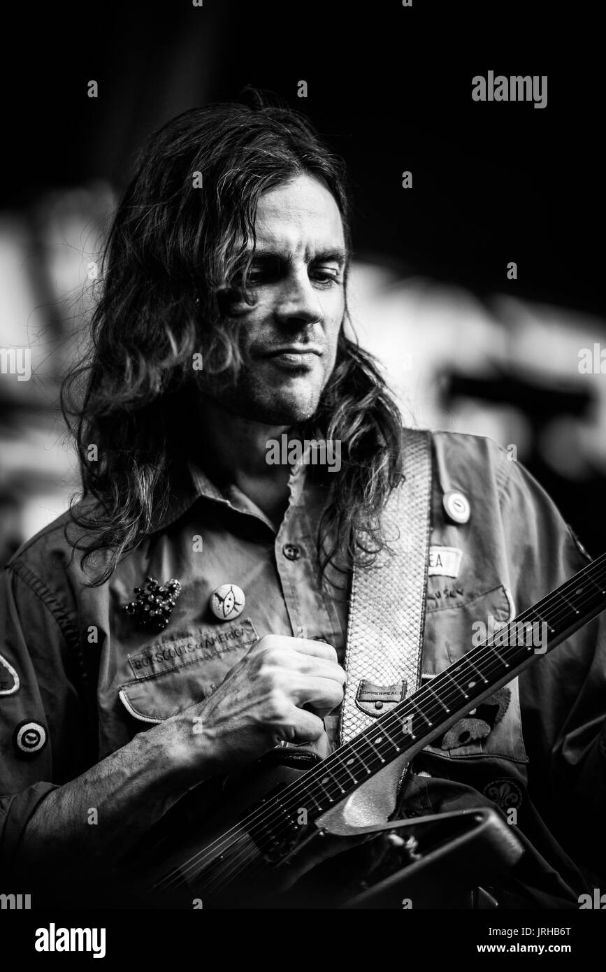 Weezer rock Black and White Stock Photos & Images - Alamy