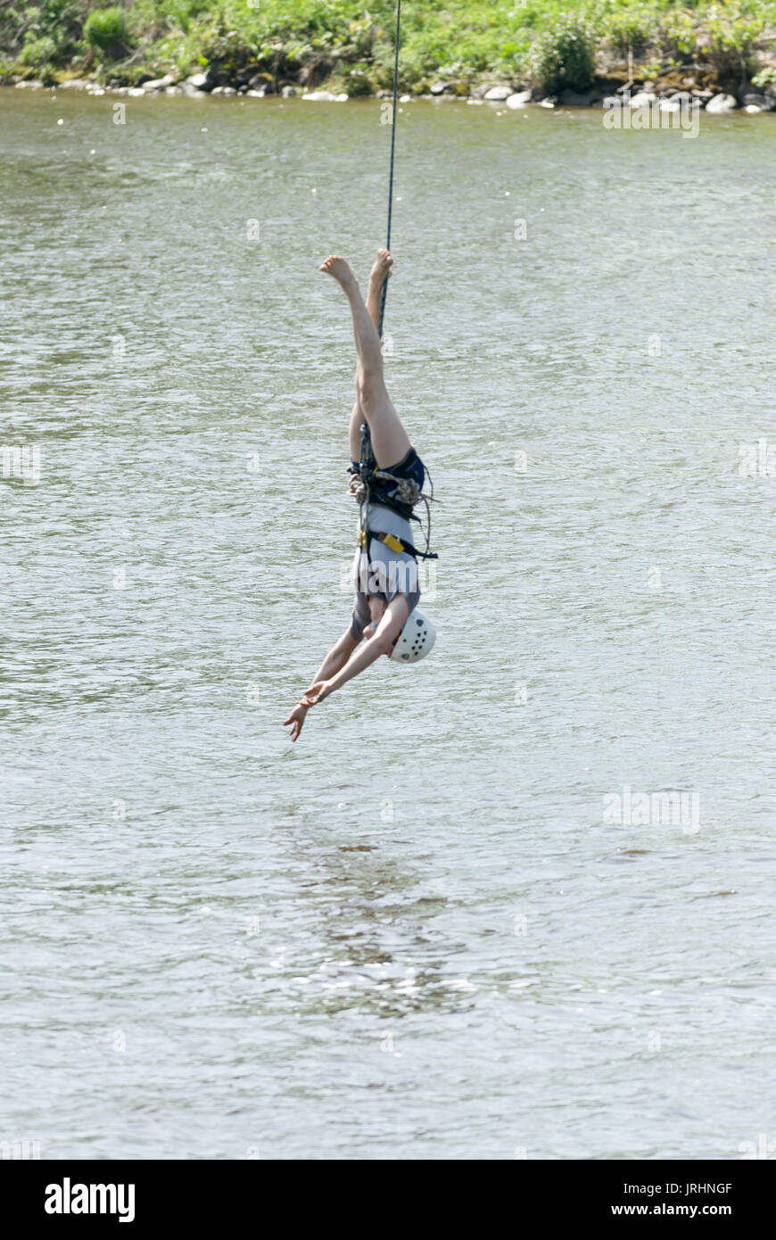 Person bungee jumping off bridge hi-res stock photography and images ...