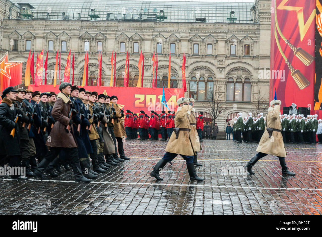 November 7 parade in red square hi-res stock photography and images - Alamy