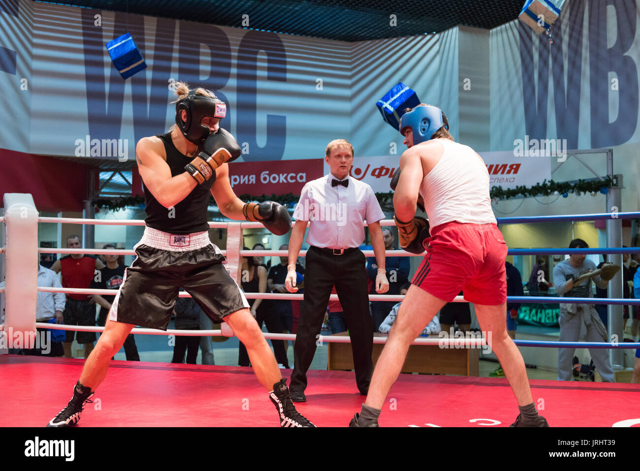 World amateur boxing champion hi-res stock photography and images - Alamy