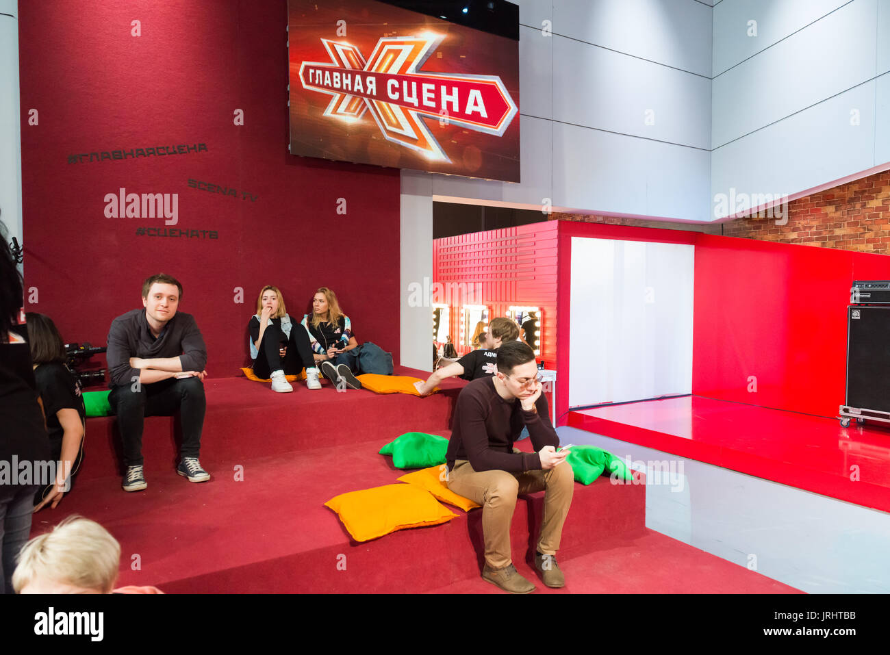 TV show filming backstage Stock Photo - Alamy