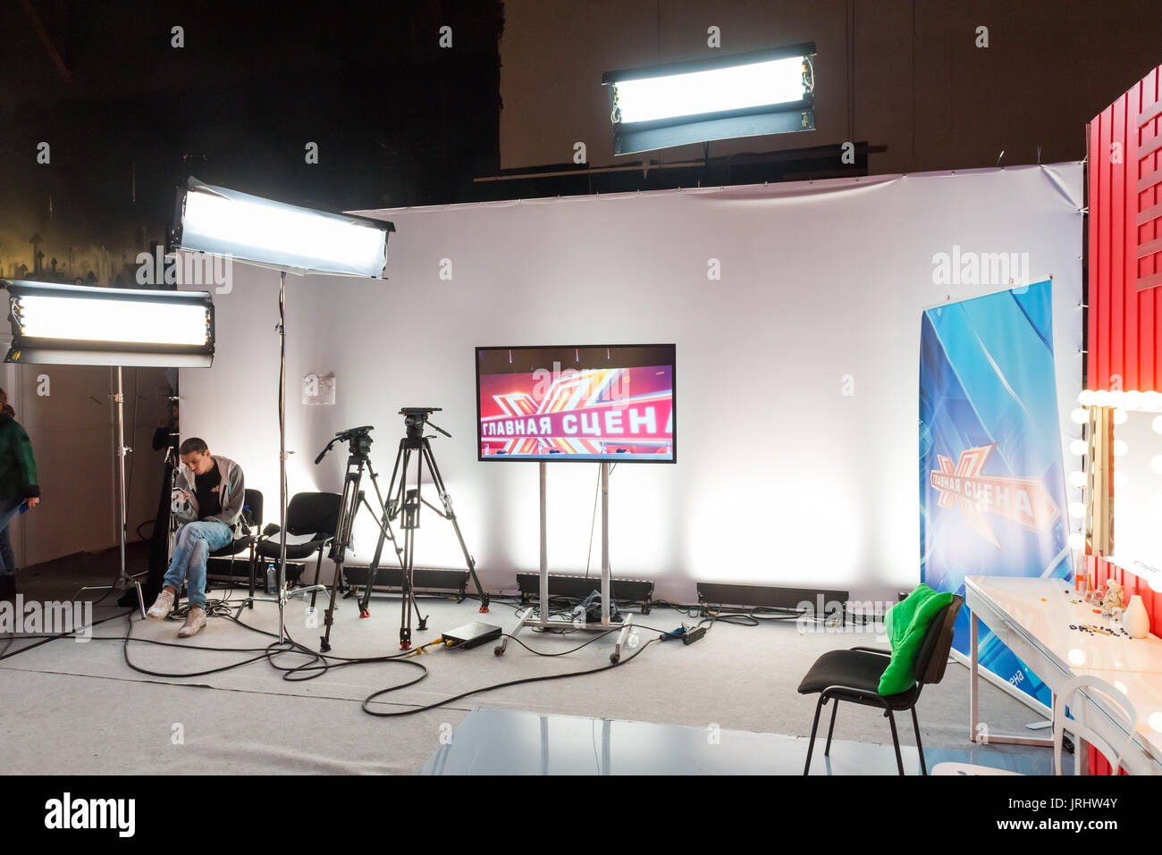 TV show filming backstage Stock Photo - Alamy