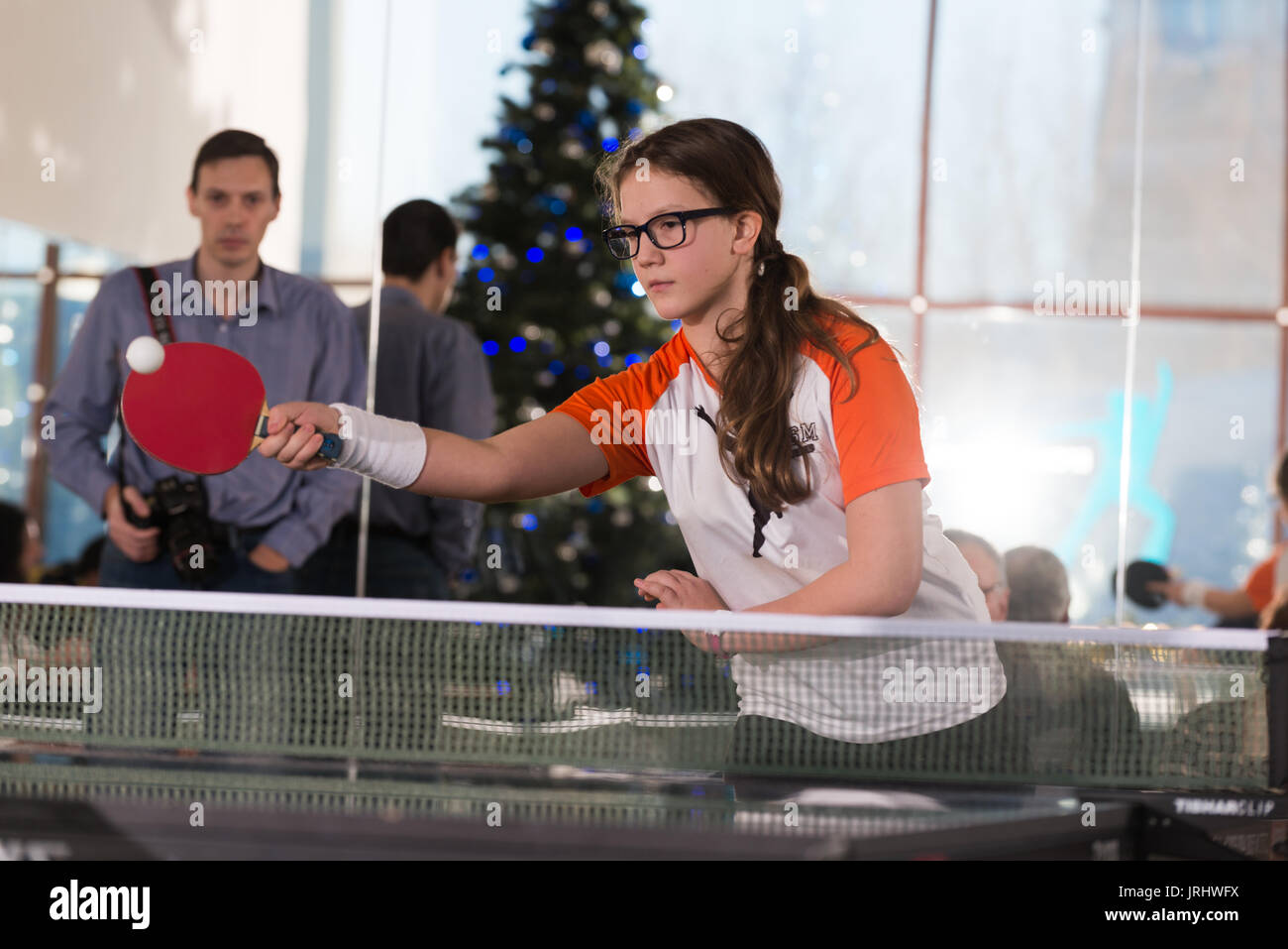 People playing ping pong Stock Photo - Alamy