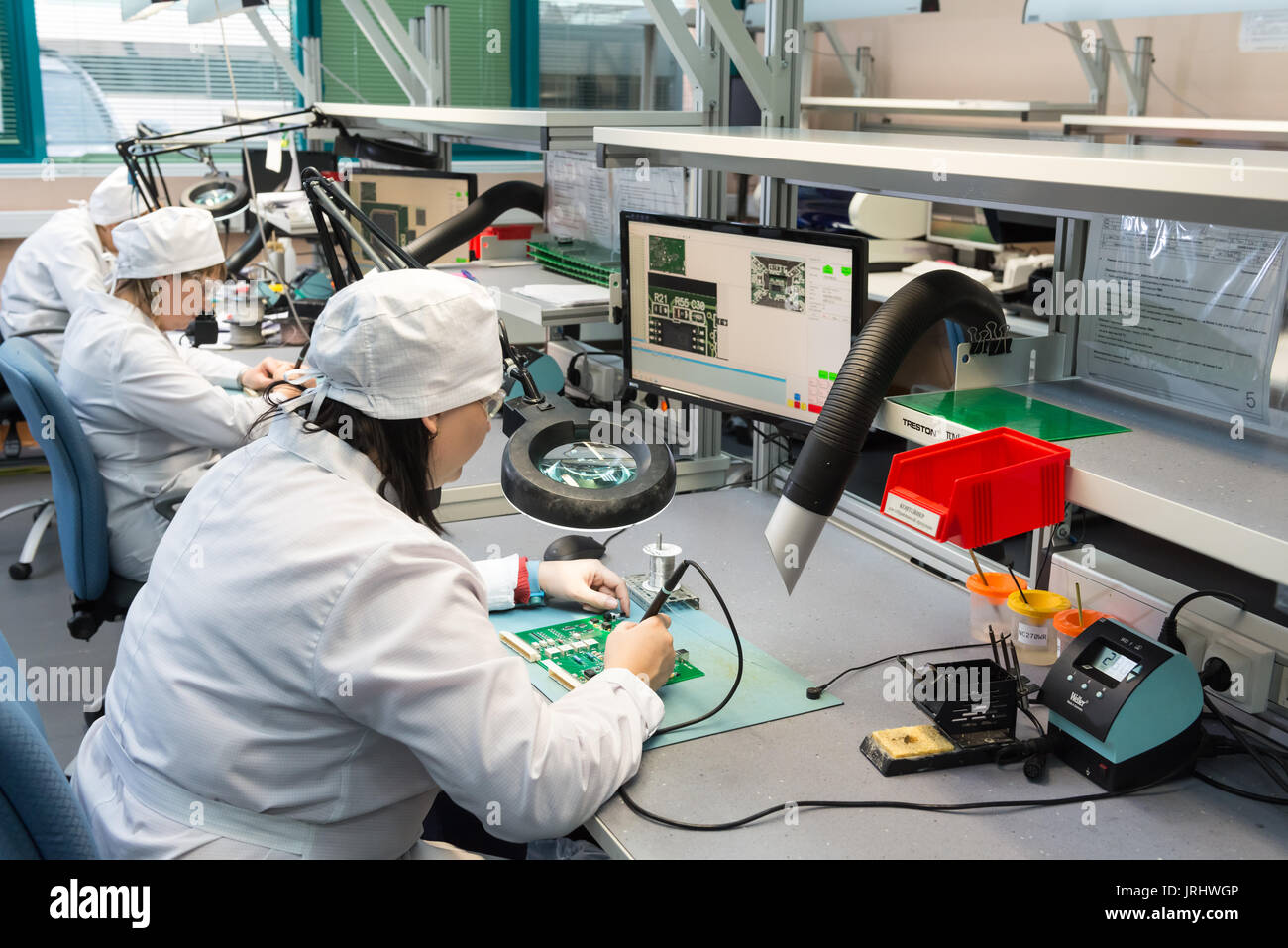 High tech plant lab hi-res stock photography and images - Alamy