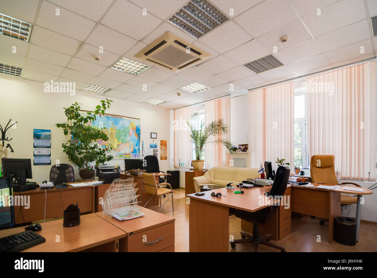 Plants classroom hi-res stock photography and images - Alamy