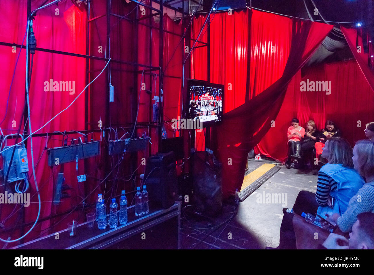 TV show filming backstage Stock Photo - Alamy