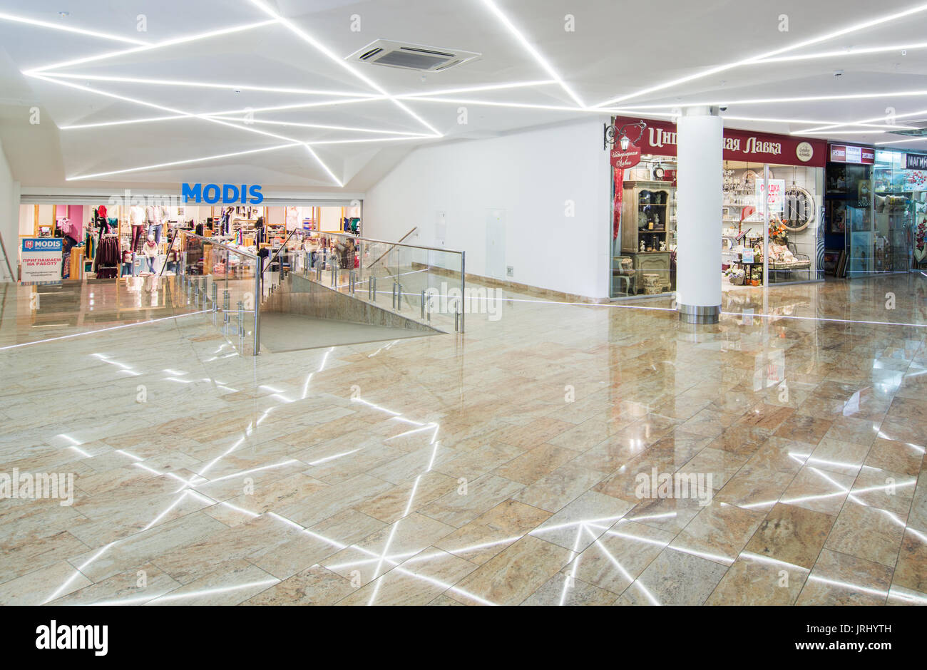 Modern store at shopping mall Stock Photo - Alamy