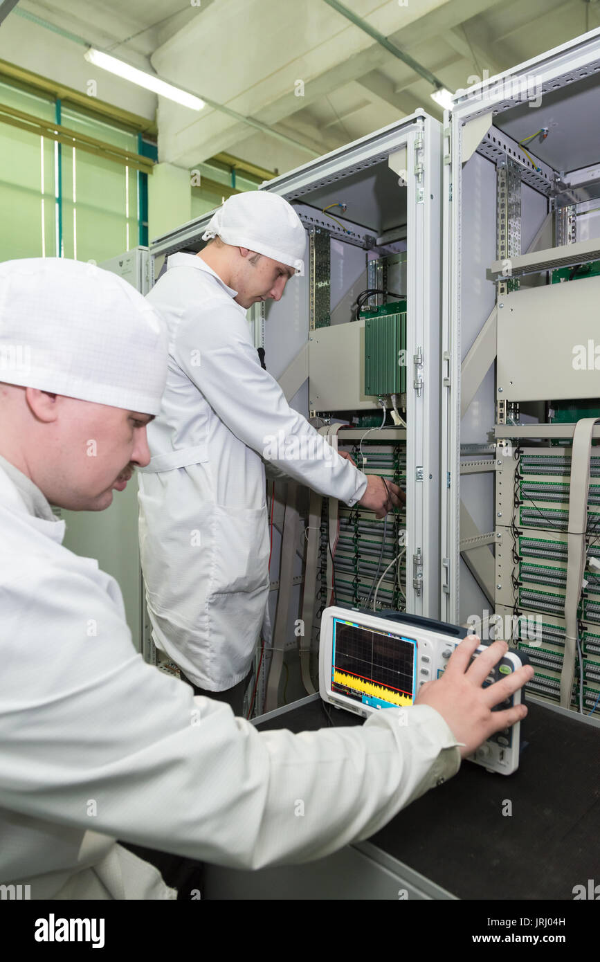 Components factory hi-res stock photography and images - Alamy