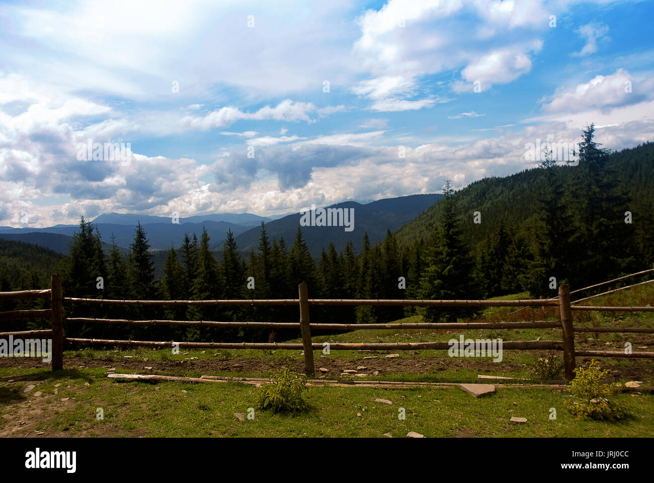 Carpatian mountain hi-res stock photography and images - Alamy