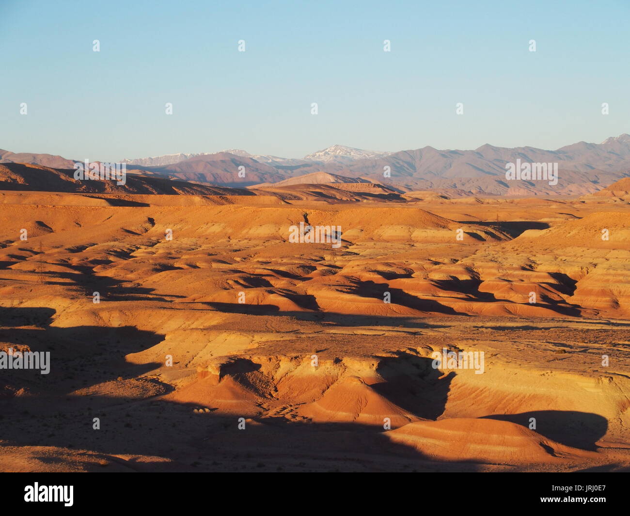 Desert and high ATLAS MOUNTAINS range landscape in central Morocco ...