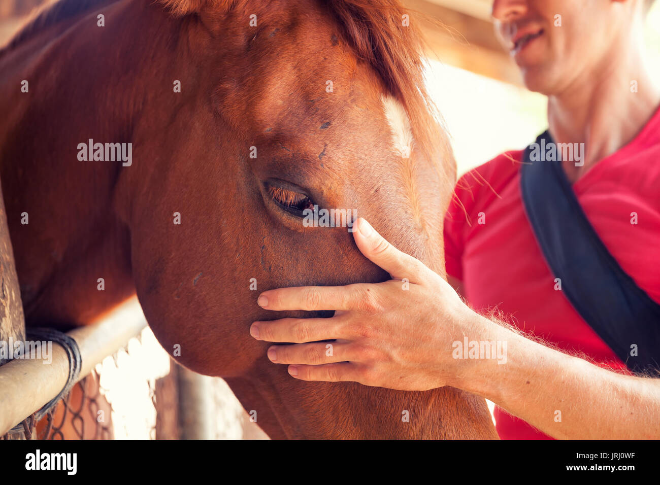Close up of a brown man beautiful eye hi-res stock photography and images - Alamy
