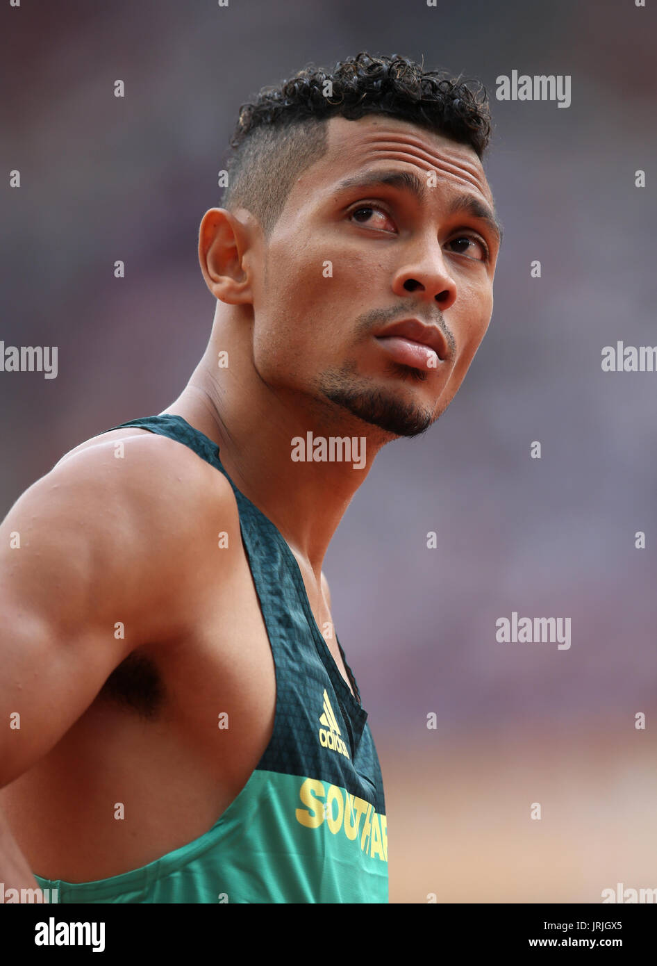 400m mens heat two hi-res stock photography and images - Alamy