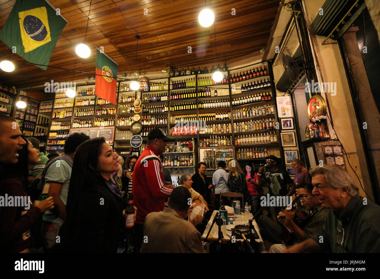 Rio de janeiro samba bar hi-res stock photography and images - Alamy