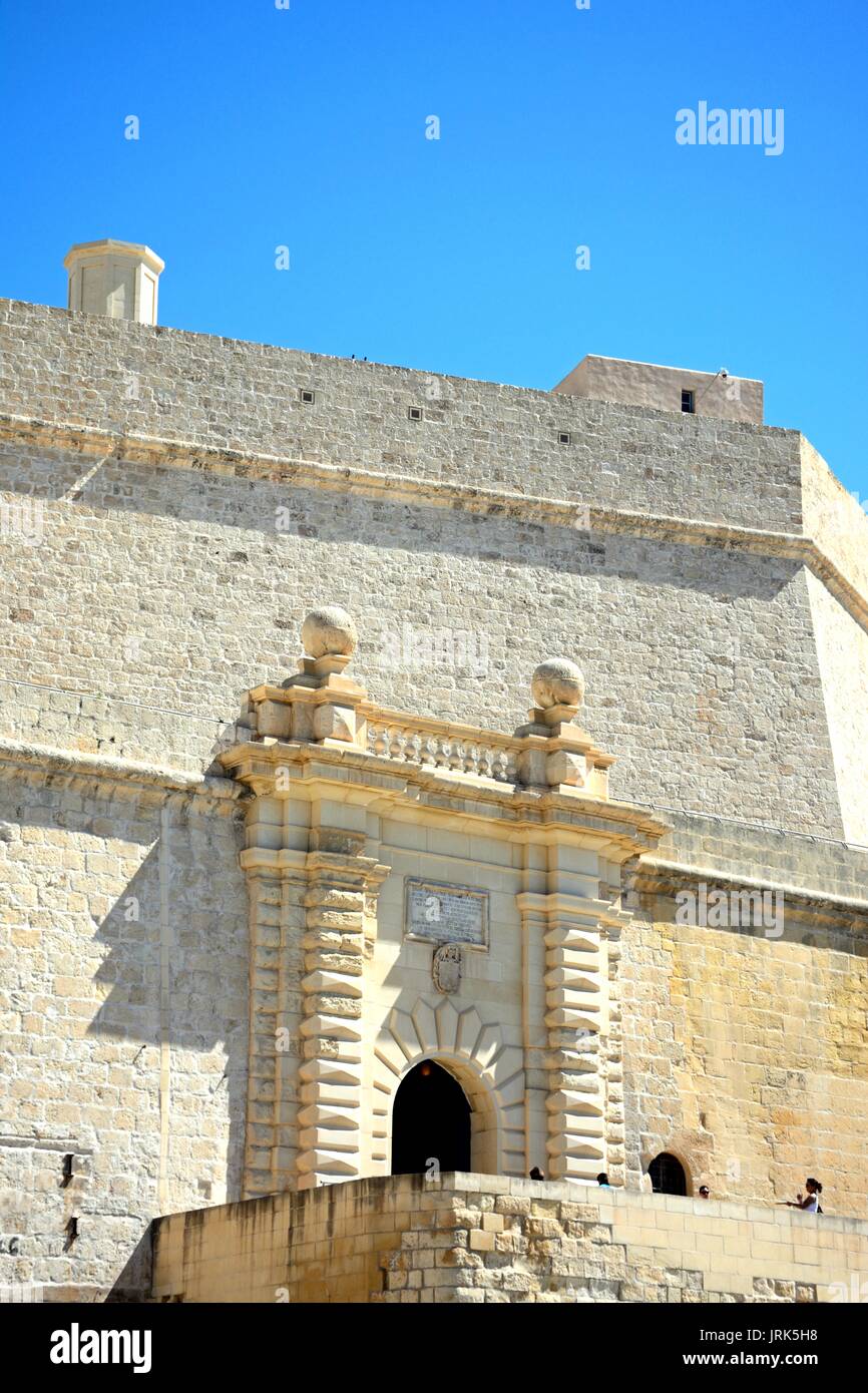 Birgu architecture hi-res stock photography and images - Alamy