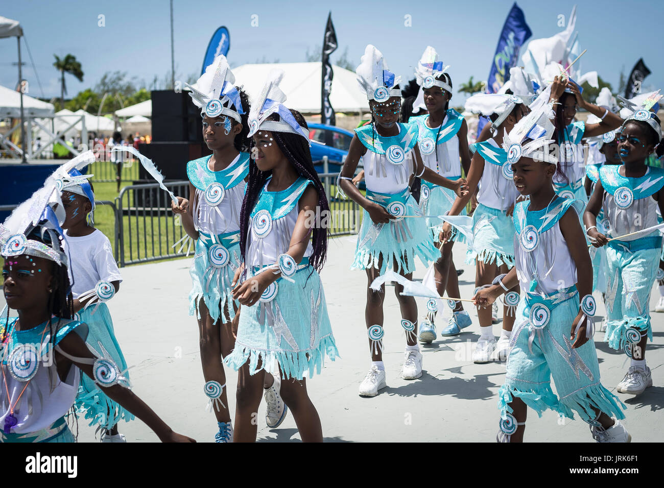 Crop over hi-res stock photography and images - Alamy